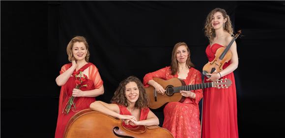 Maria Tango atua nas "Noites no Logradouro" - Diário do Alentejo